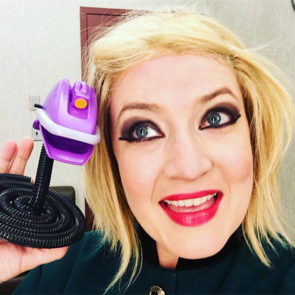 Iowa comedian Rebecca Hanson helping to make more ‘Mystery Science ...