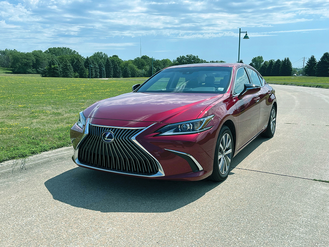 Lexus ES 300H hybrid | CITYVIEW