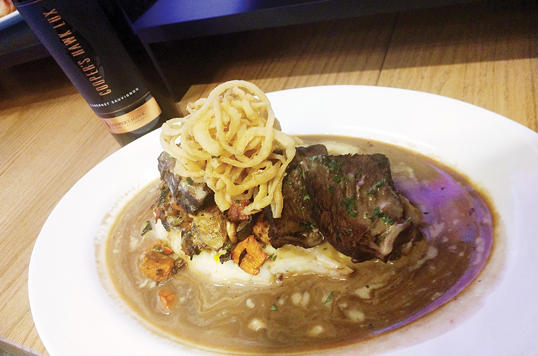 Cooper’s Hawk Winery & Restaurant | CITYVIEW