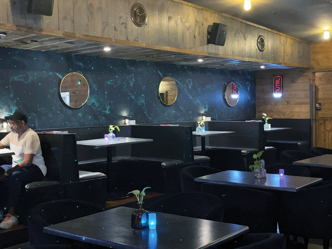 Vibes Kitchen & Bar | CITYVIEW