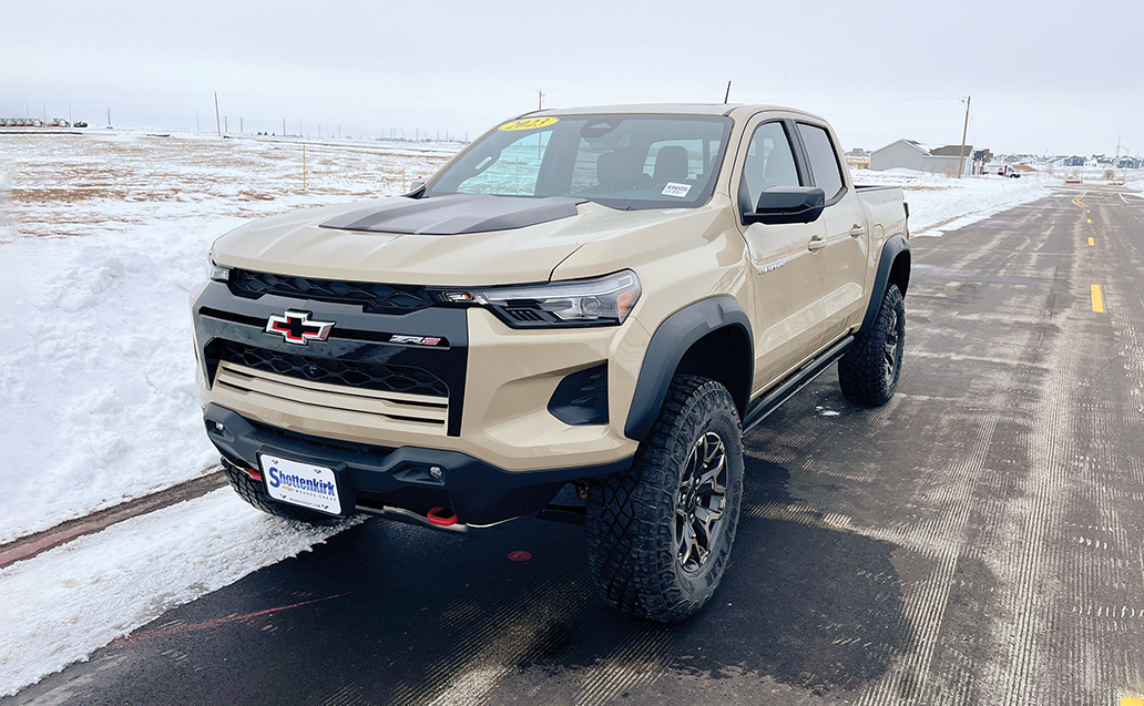 Chevy Colorado offers maneuverability, comfort and improved fuel ...