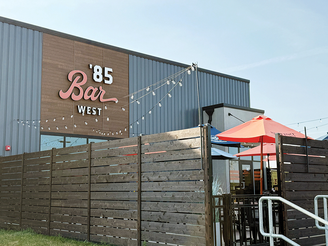 Join da coach at 85 Bar West | CITYVIEW